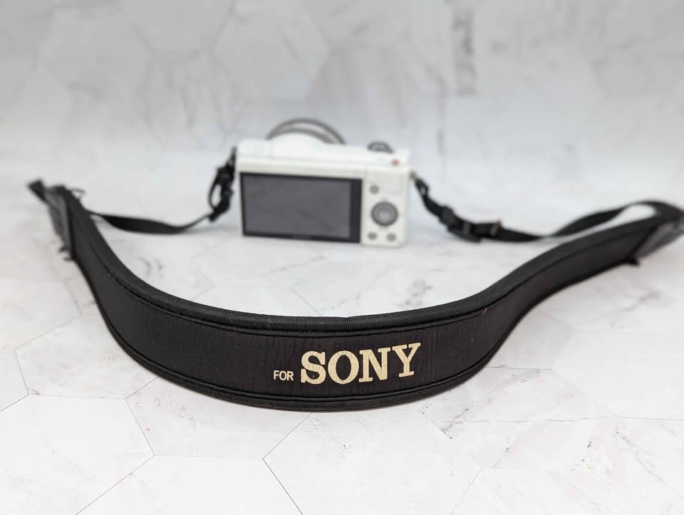 Sony Alpha 5000 Digital Camera w/ 16-50mm Lens – BP385136 - PennyWise