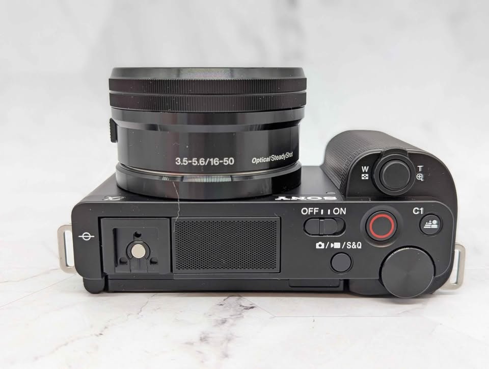 Sony ZV-10 Mirrorless Vlog Camera w/ 16-50mm Lens – BP389571 - PennyWise