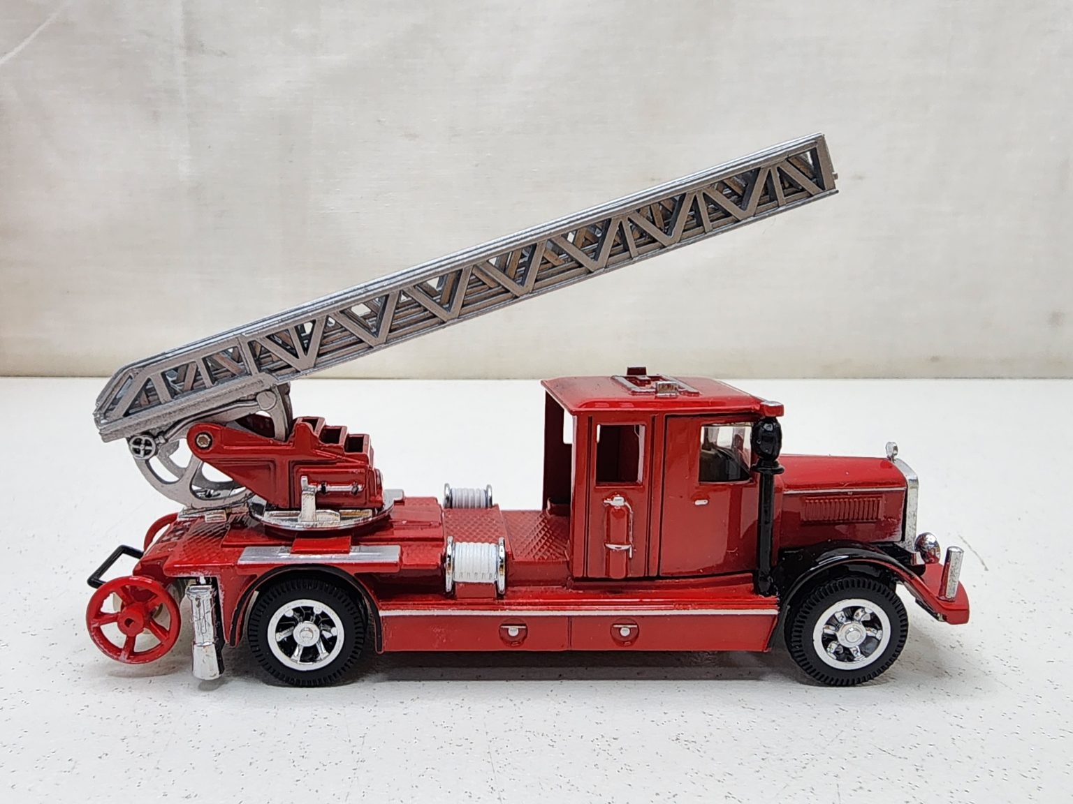 Matchbox Models of Yesteryear Fire Engine Series YFE05 1932 Mercedes ...