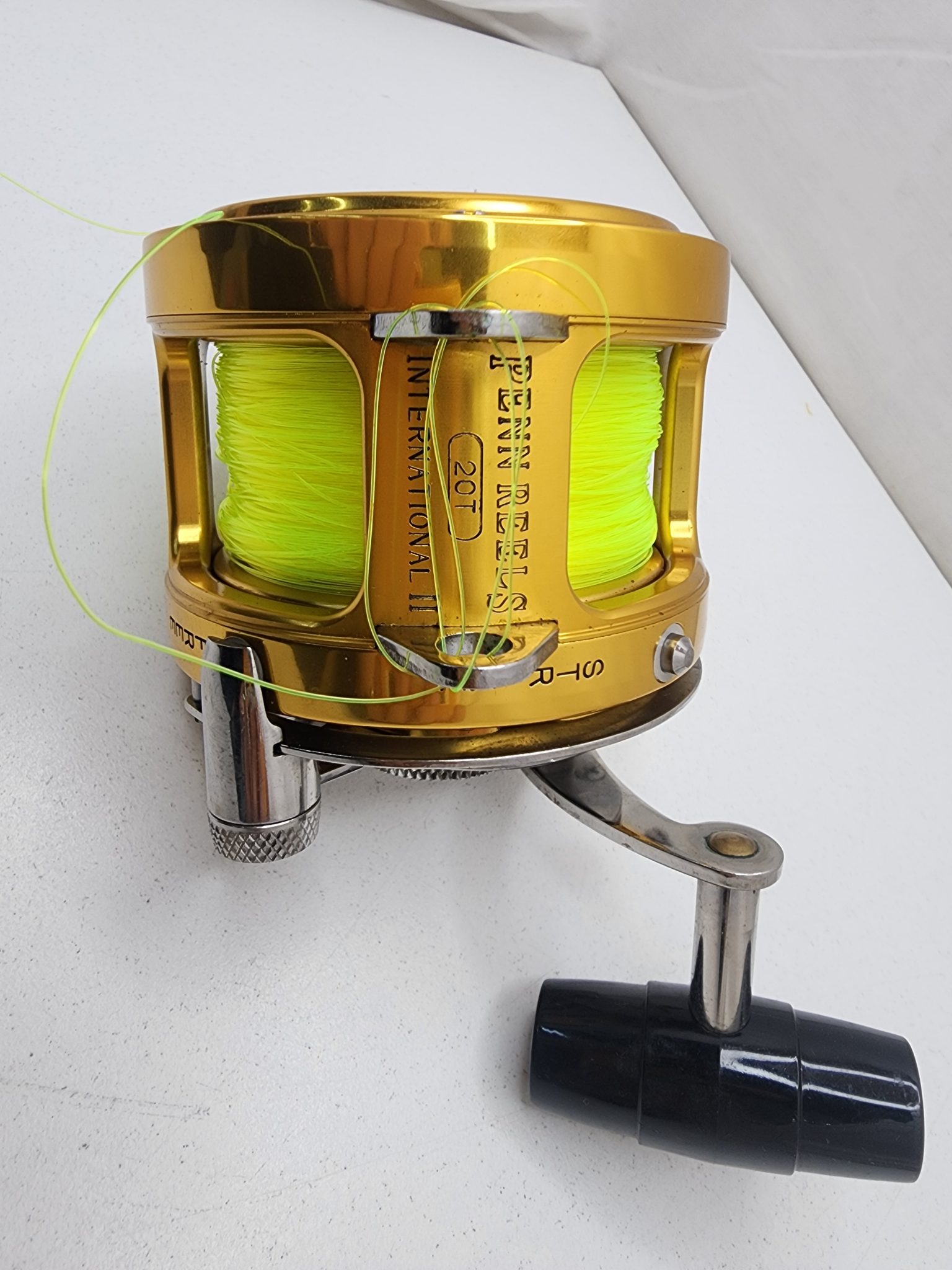 Penn Reels International II 20T Gold Fishing Reel in Box – IP400865 ...