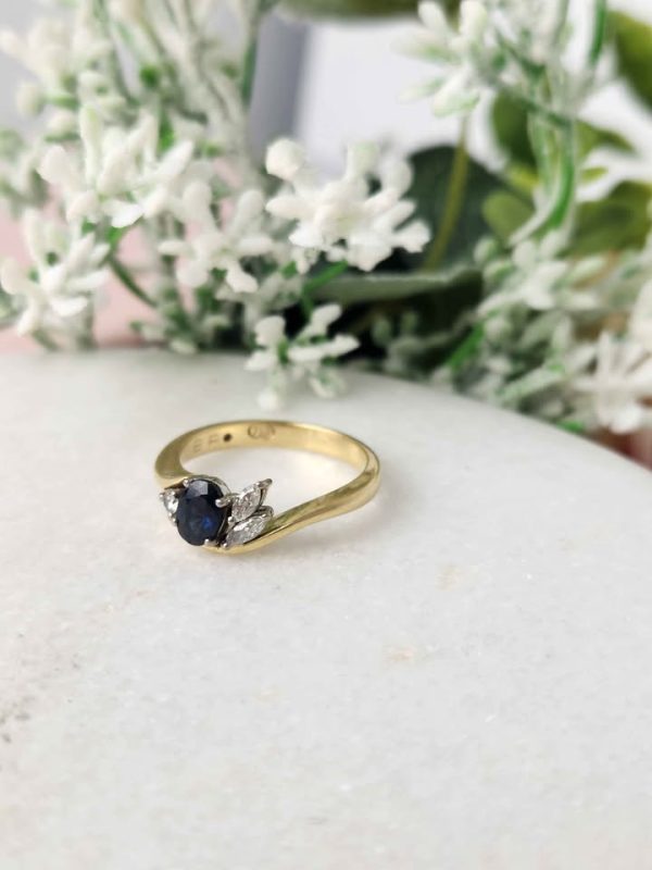 Diamond & Blue Stone 18ct Ring – GN405446 - PennyWise