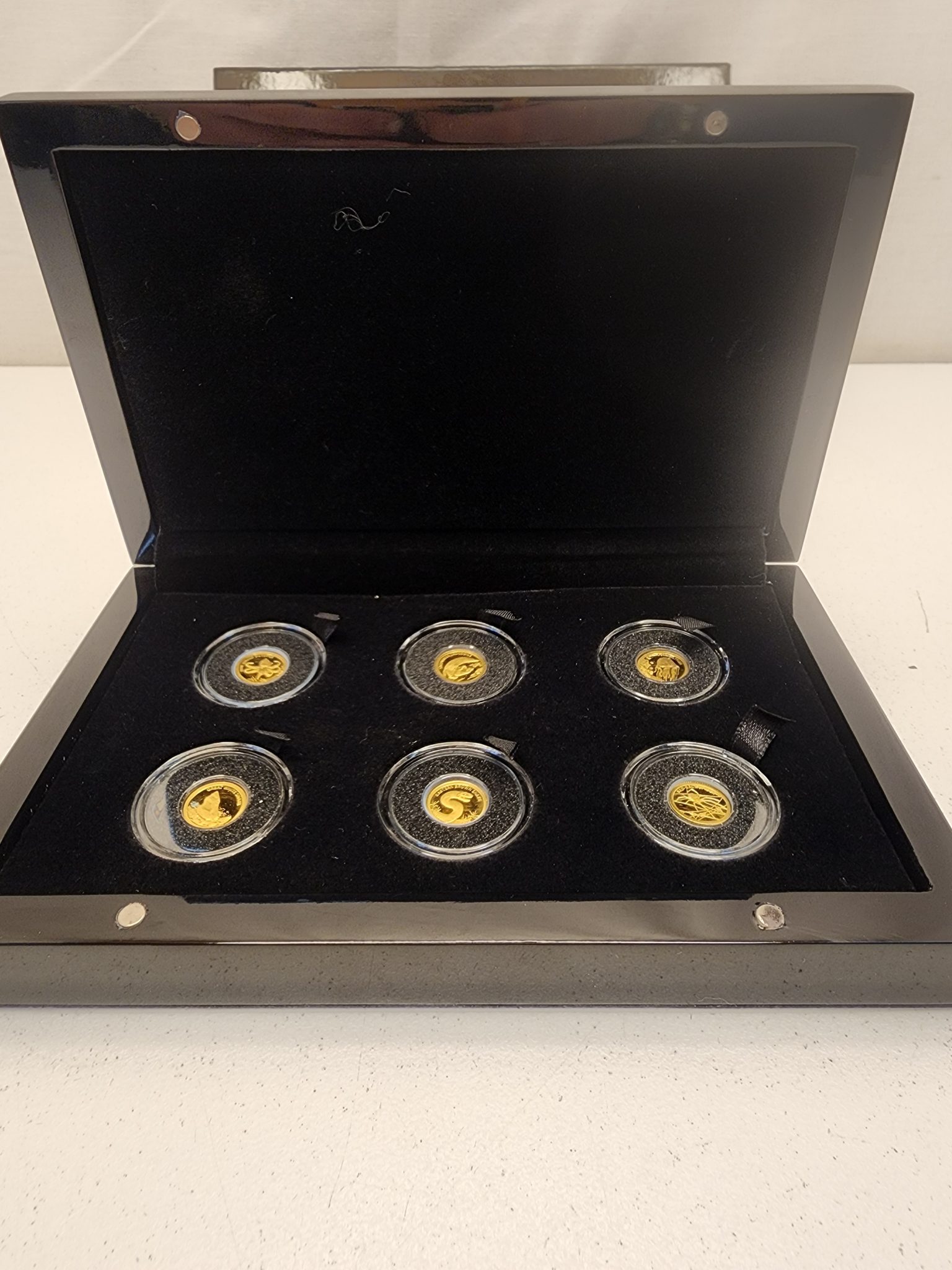 Macquarie Mint Gold Coin Collection Deadly & Dangerous – IP403486 ...