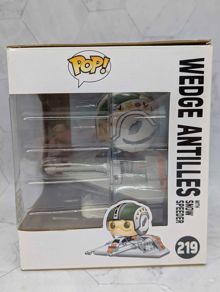 Pop Star Wars Wedge Antilles w/ Snow Speeder Vinyl #219 – BP406455 ...